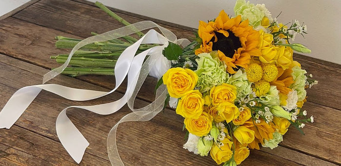 How to Wrap a Bouquet With RIbbon: A Step-by-Step Guide - FiftyFlowers