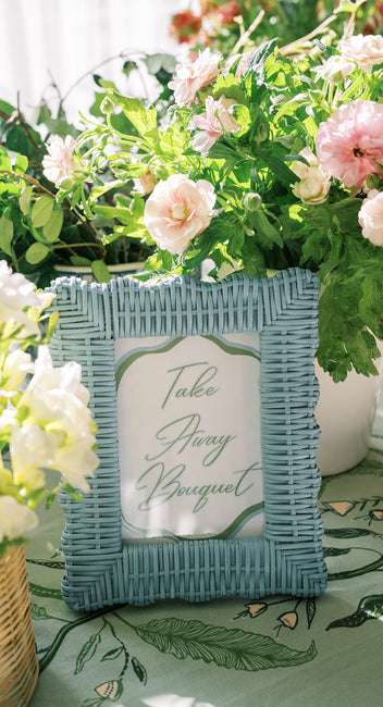 Buy Wholesale Refreshing Springtime Bouquet Bar in Bulk - FiftyFlowers